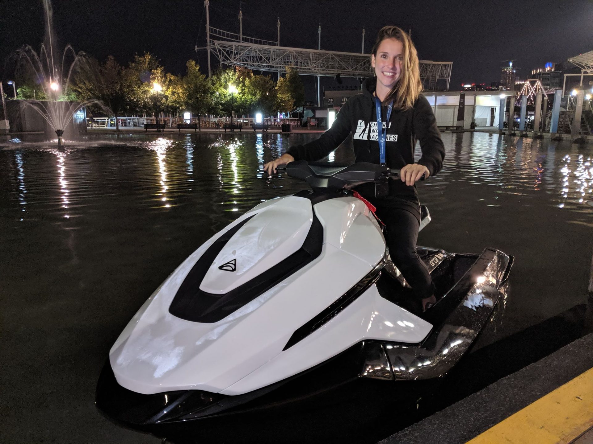 Orca : Une motomarine 100 % électrique signée Taiga Motors - Chicks and ...