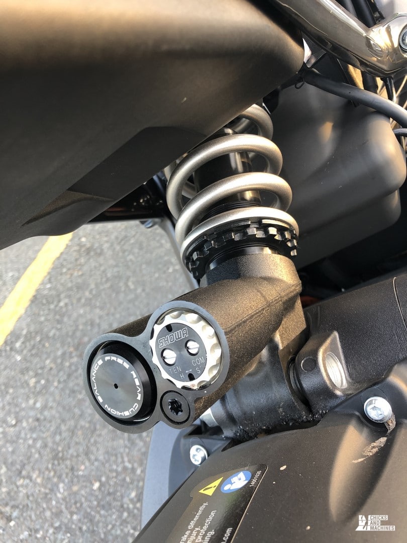Harley Davidson LiveWire Road Test - Chicks and Machines