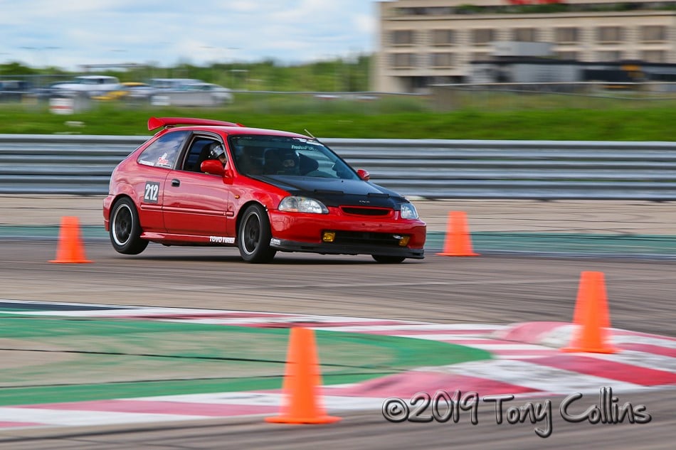 L'autoslalom, une discipline hors de l'ordinaire
