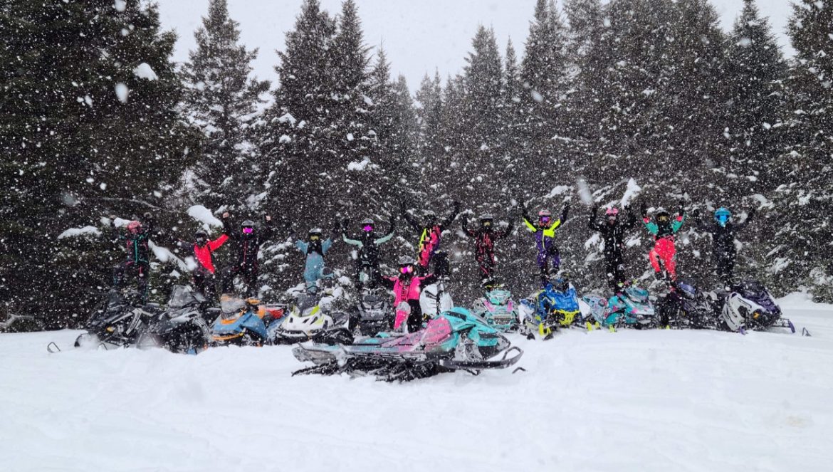 Chicks and Machines - Ici, ce sont les femmes qui donnent l'info ...